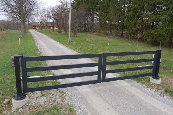 Stand-alone Swing Gate for Country Home | Total Gate
